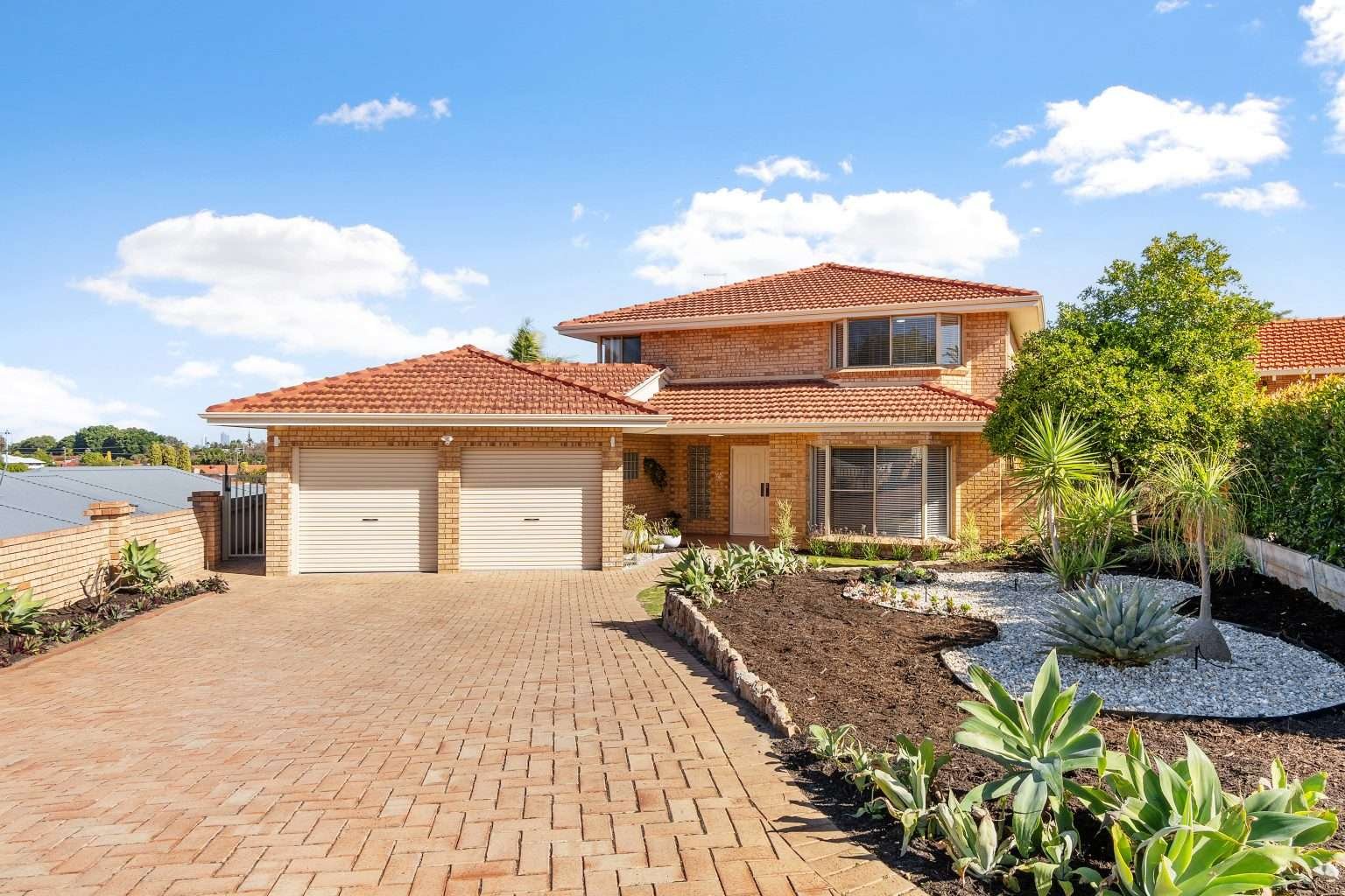 Love the Space, Stay for the View – Noranda Living - Gregory Swiatek